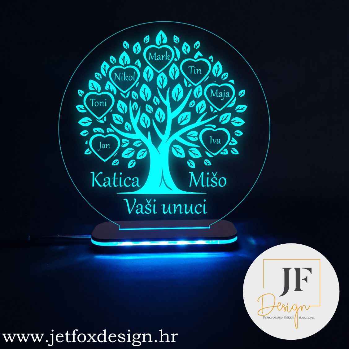 3D lampa obiteljsko stablo s imenima i posvetom